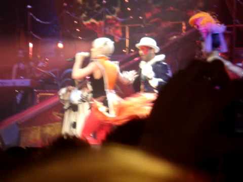Pink - Bad Influence - Manchester - MEN Arena - 25/04/09 - YouTube