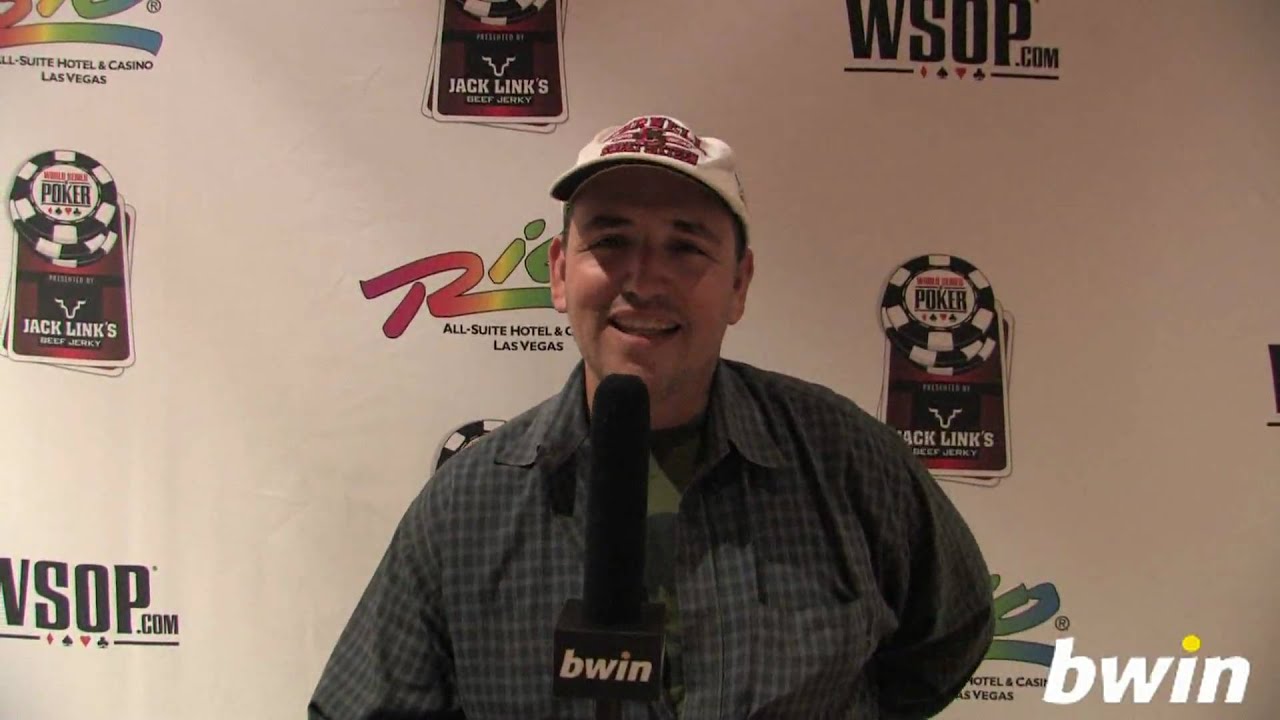 World Series of Poker Main Event 2010 Feature Table Interview - YouTube