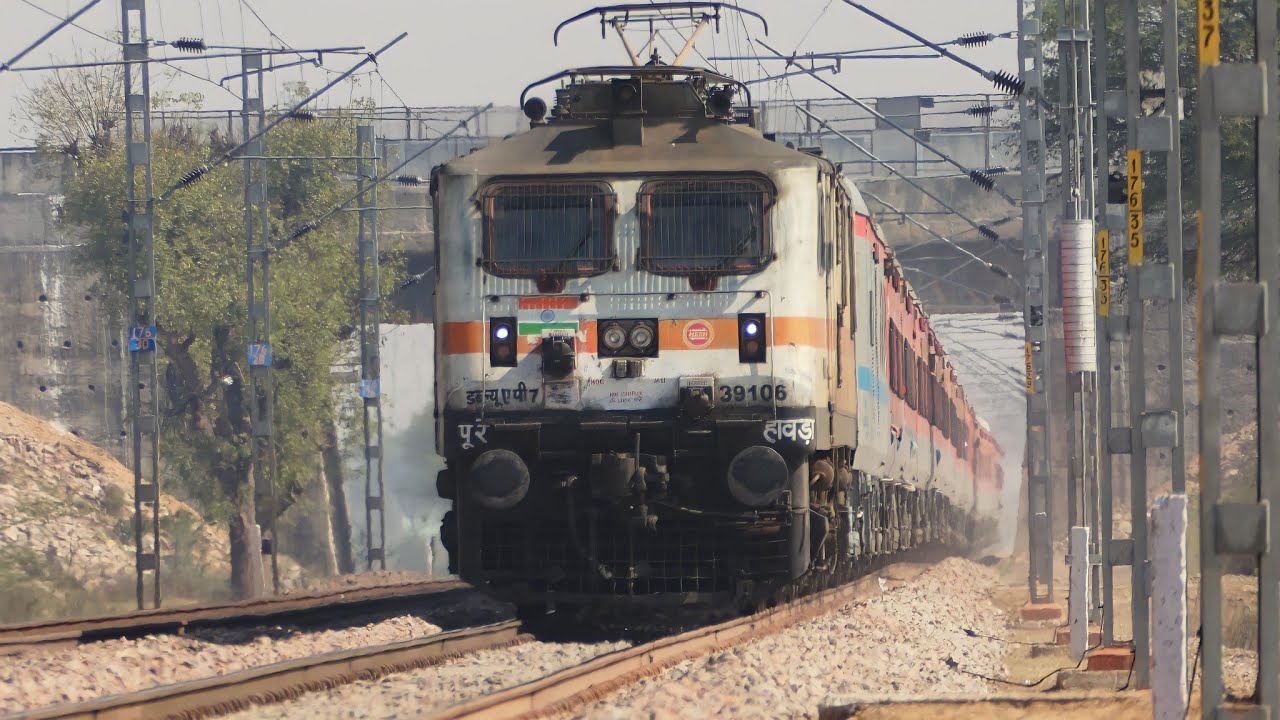 39106 WAP 7 All red ICF coach fully speed trains videos - YouTube