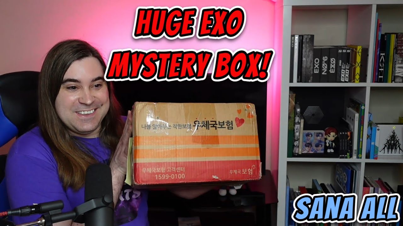 Unboxing HUGE EXO Merch MYSTERY BOX! Sent to me from Bea Wong - YouTube