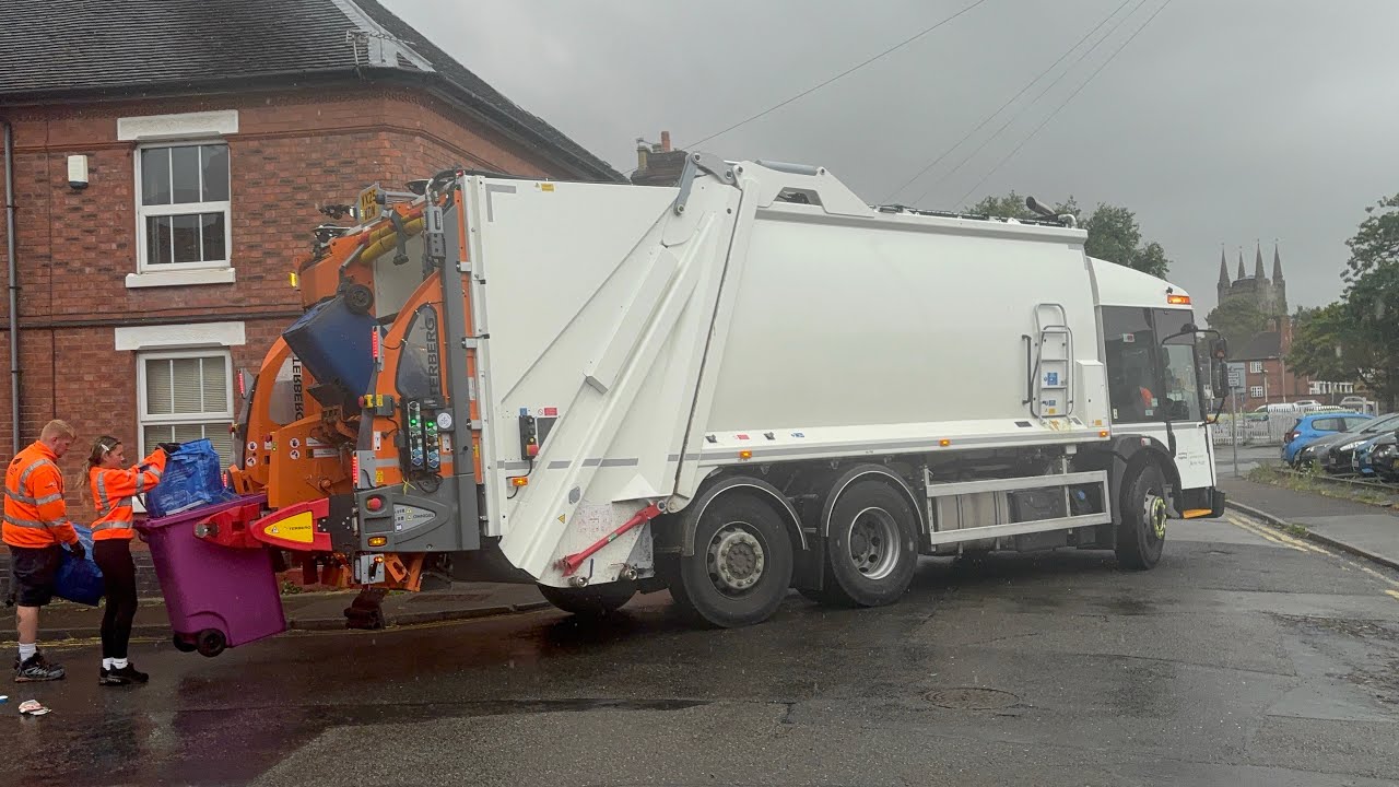 Dennis Elite + Refuse Truck on Recycling, WDW - YouTube