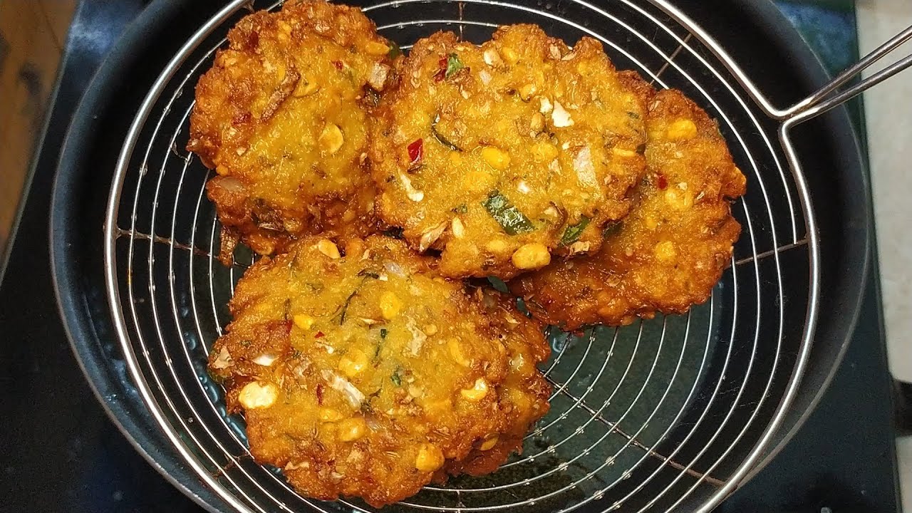 Crispy Cabbage Masala Vada | Muttai Kose Masala Vada | Cabbage Vada ...