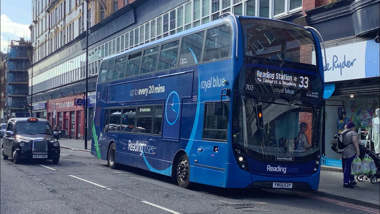 Reading Buses Enviro400MMC 703 (YN66 EZP) On Route 33 To Reading - YouTube