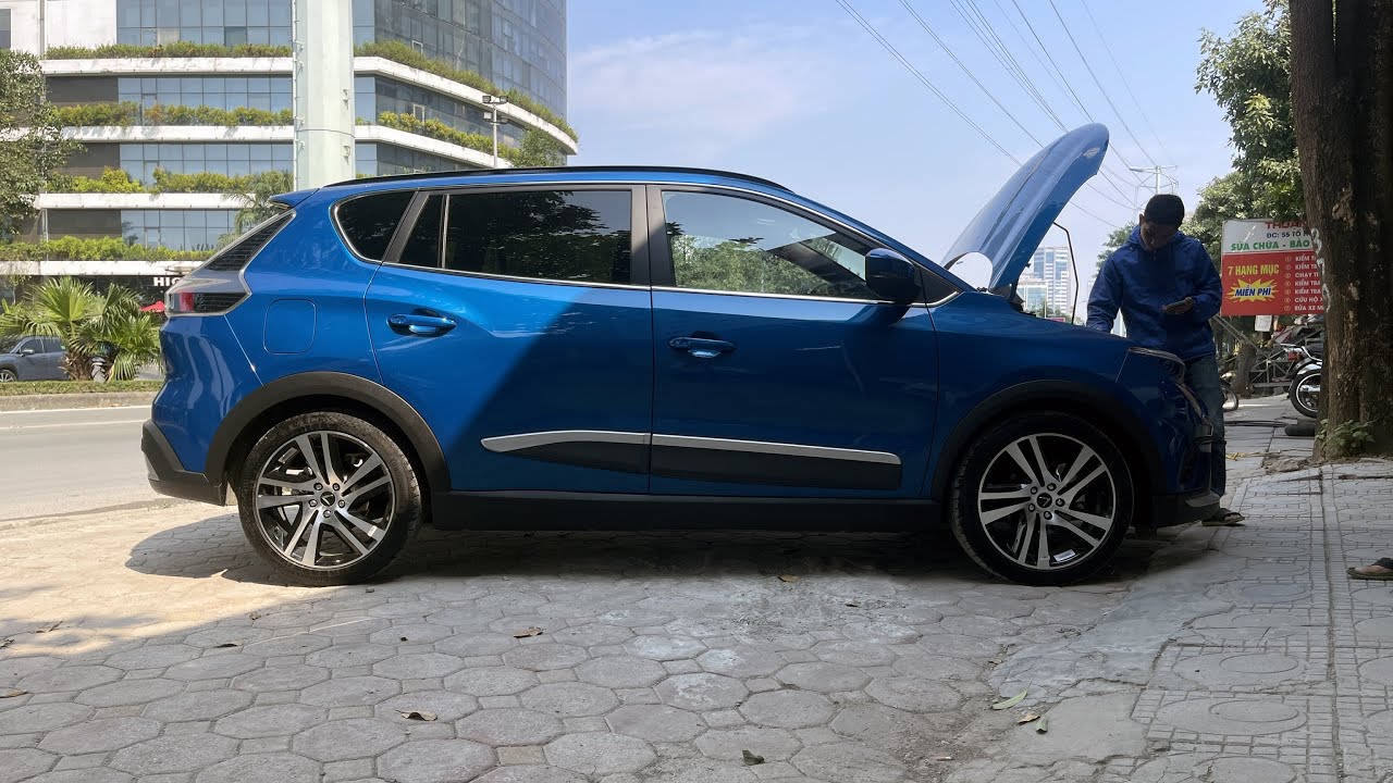 Chiếc xe điện siêu lướt 5000 km Vinfast VFe 34 2022 biển Hà Nội đầu ...