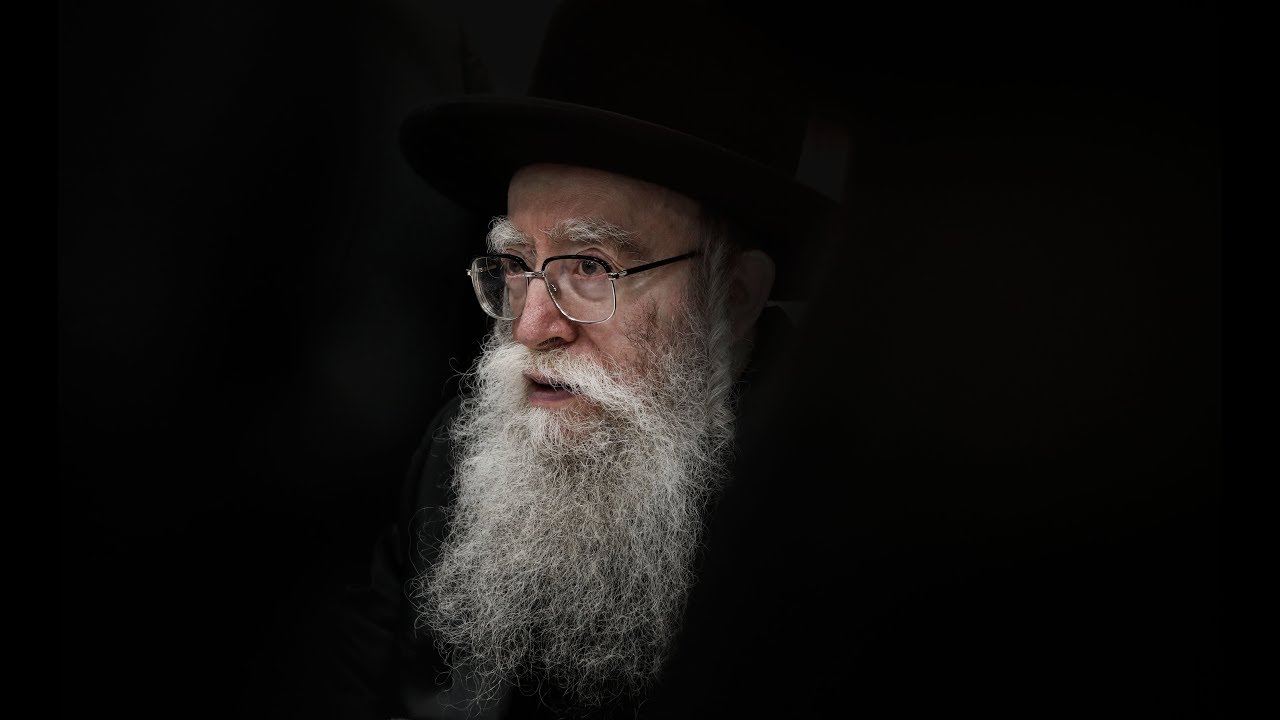 האדמו''ר מפשווערסק בטיש יארצייט ומעמד צאתכם לשלום באנטוורפן בלגיה ...