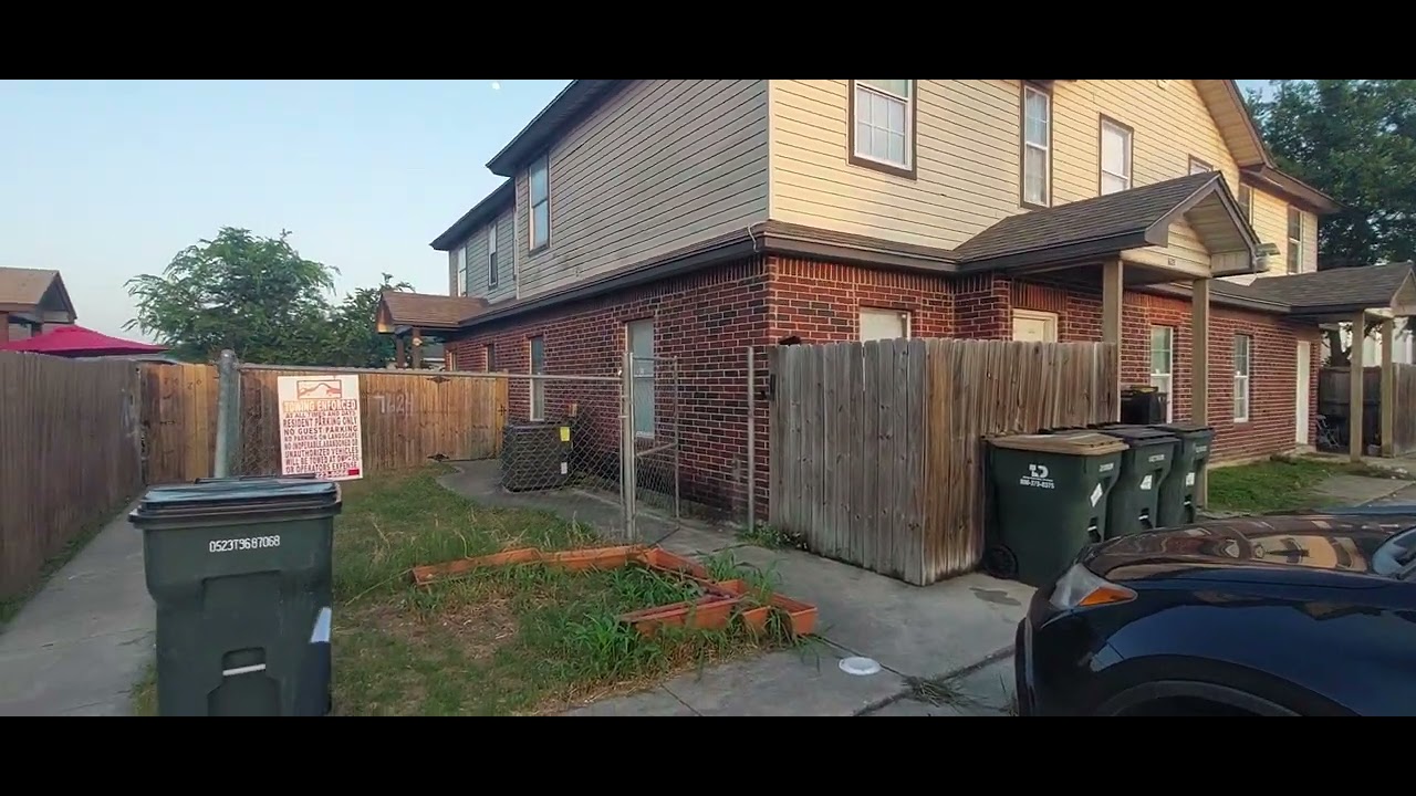 Ben Alter's 4 plex on Windsor Oaks 5-20-24 - YouTube