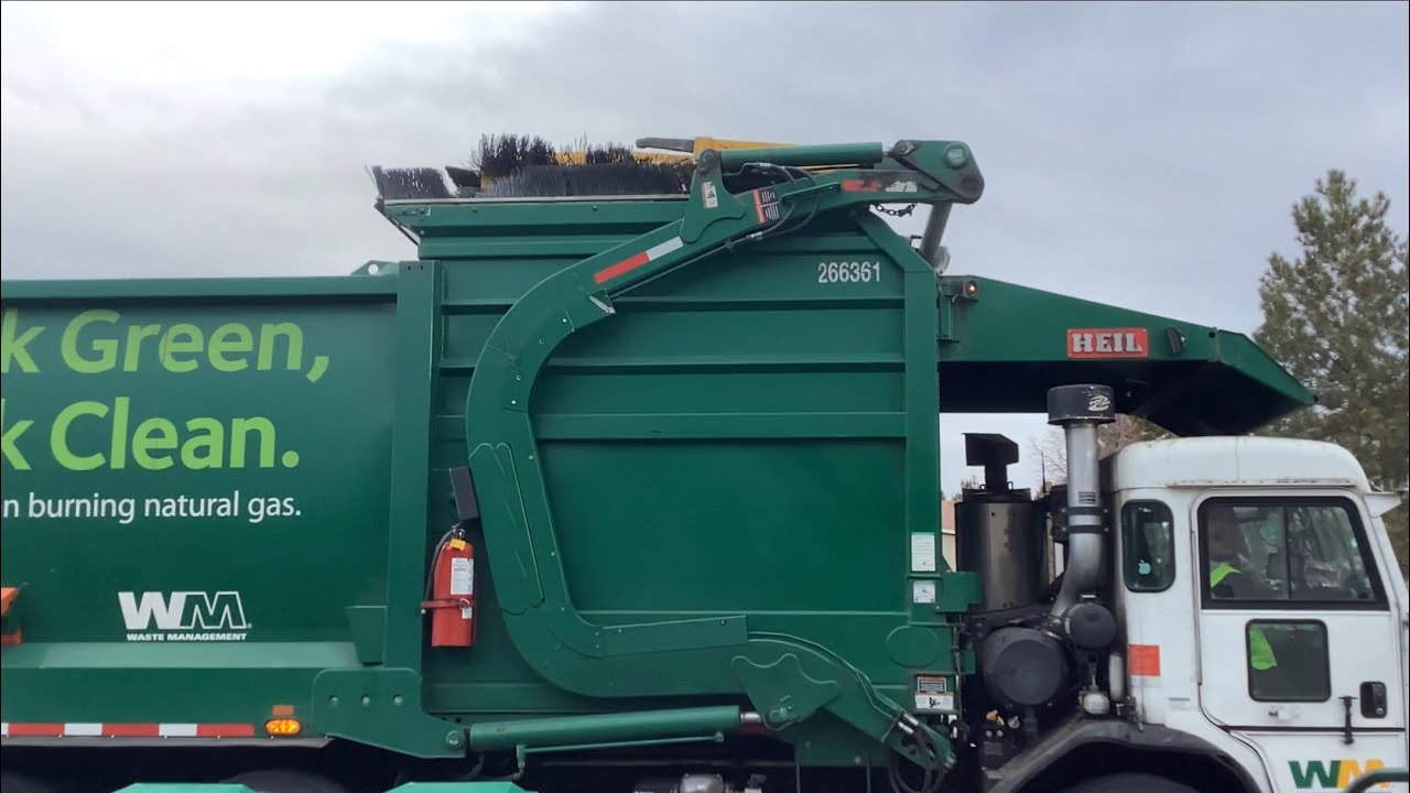 Throwing away a file cabinet 📦📦🚛🚛🚛hrowi - YouTube