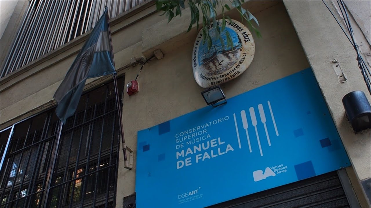 Julián Krause - Concierto de egreso de Piano - YouTube