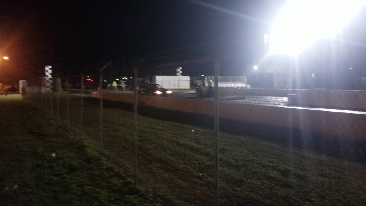 92 mustang at showtime dragstrip in clearwater - YouTube