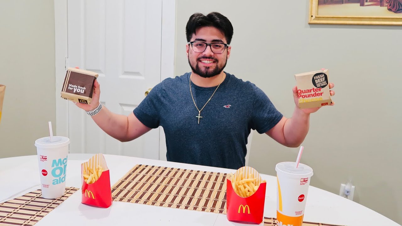 TRYING THE TRAVIS SCOTT MEAL FROM MCDONALDS - YouTube