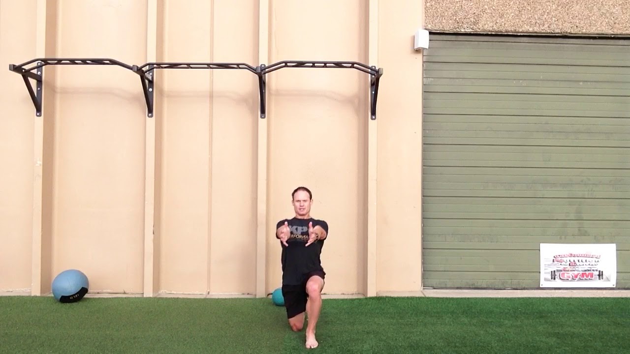 Walking Lunge w Rotation - YouTube