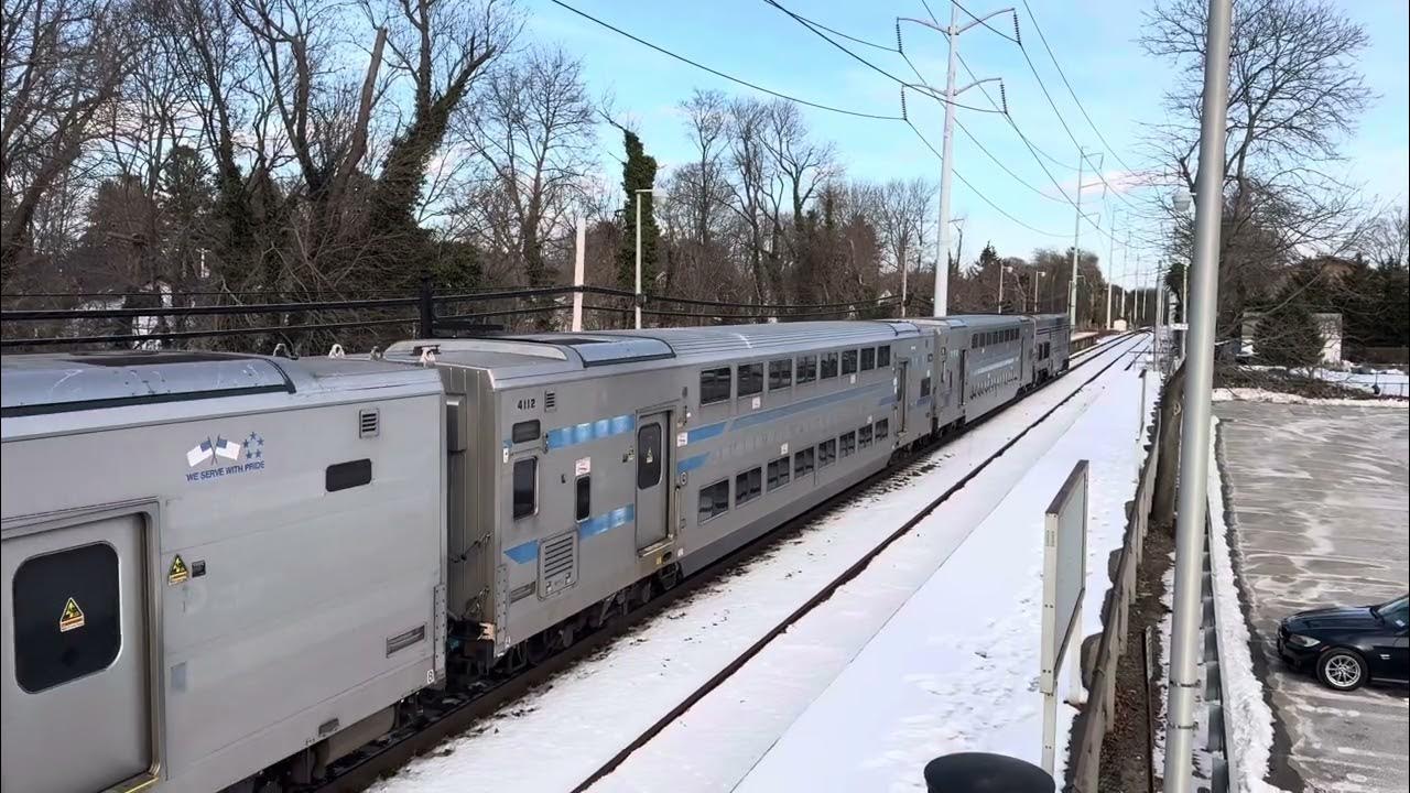 LIRR Train #6652 at Greenlawn on Sunday January 26, 2025. Engine 420 - YouTube