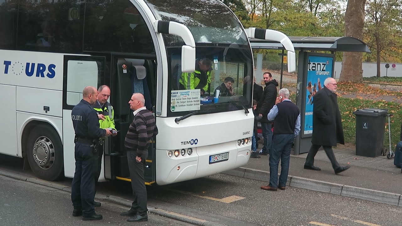 COPS PULLING OVER BUSSES - YouTube