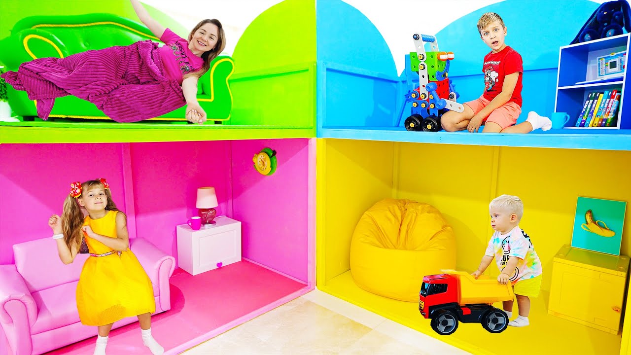 Diana and Roma play in Four Colors Playhouse Challenge - YouTube
