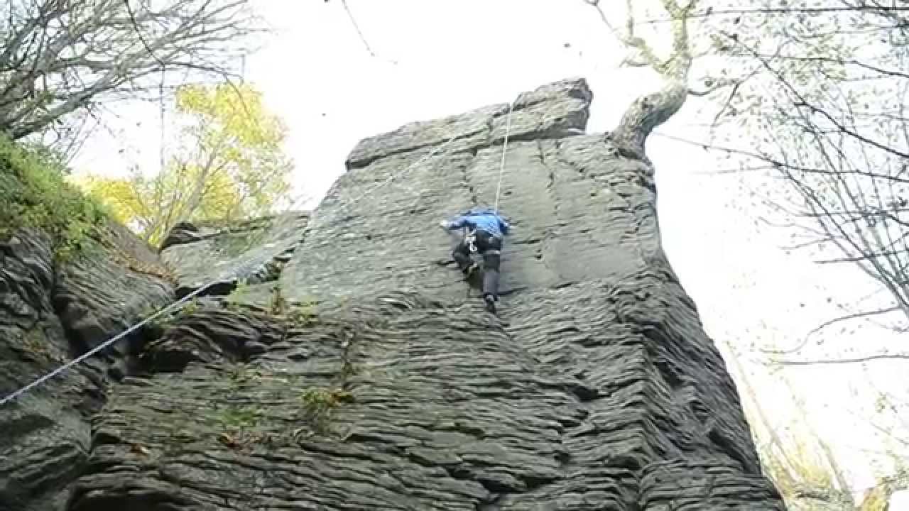 Lezenie - Detva Kalamárka (rock climbing) - YouTube