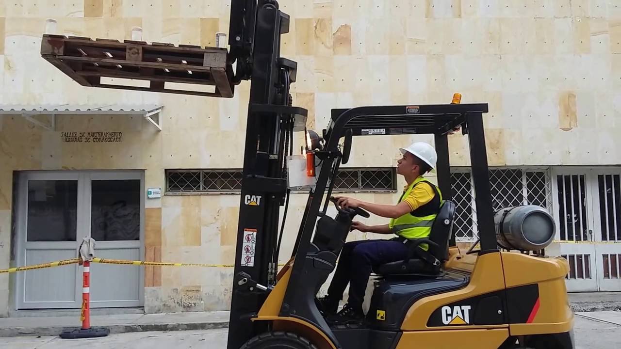 como manejar montacargas - YouTube