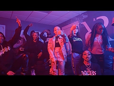 9ina - Showtime (Official Music Video) - YouTube