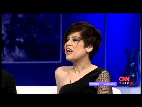 Aydilge, şarkılarını ilk kedisine dinletiyor