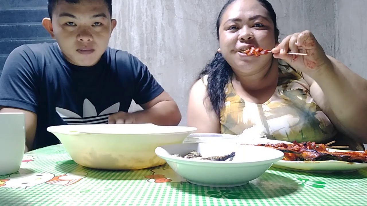 Mukbang kami ng langga ko. - YouTube