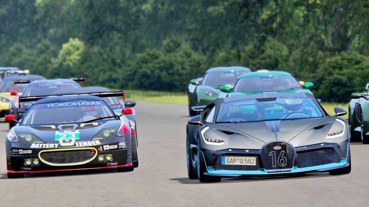 Bugatti Divo vs Lotus Supercars - Old Monza - YouTube