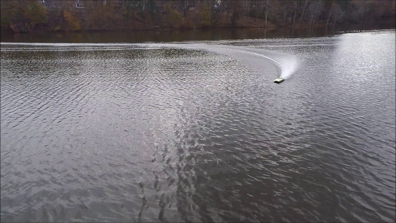 Pro Boat Veles 29 stock running 73.2mph! 11-12-17 - YouTube