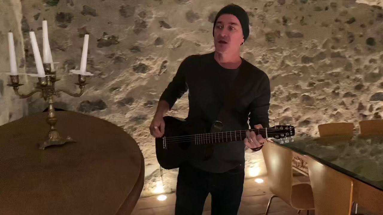 Kevin Lawson.CHUR Switzerland. Home. - YouTube