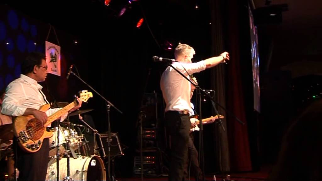 32 martin ruddy name song please - YouTube