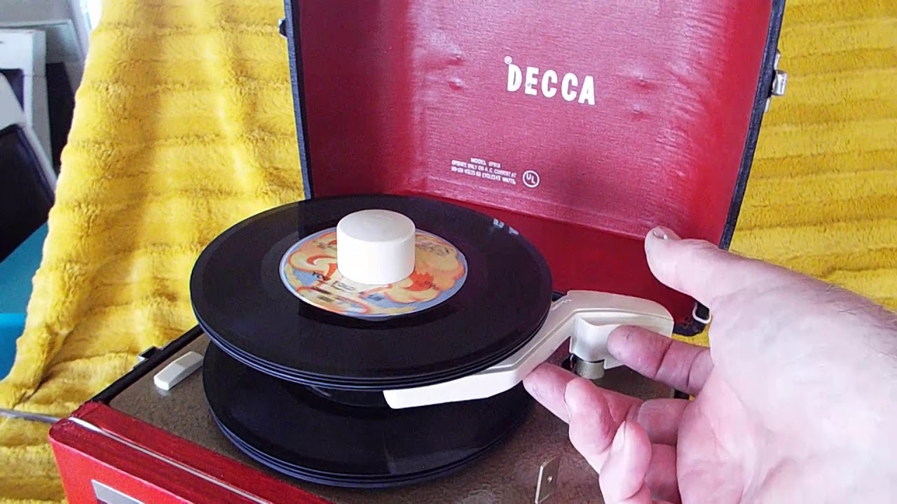 Decca 45 record player. How to detect and remove dust from needle - YouTube