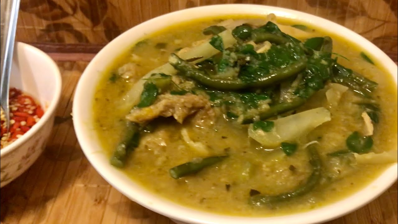 Samlor Korko Sach Mon | Khmer Vegetable Soup with Chicken - YouTube