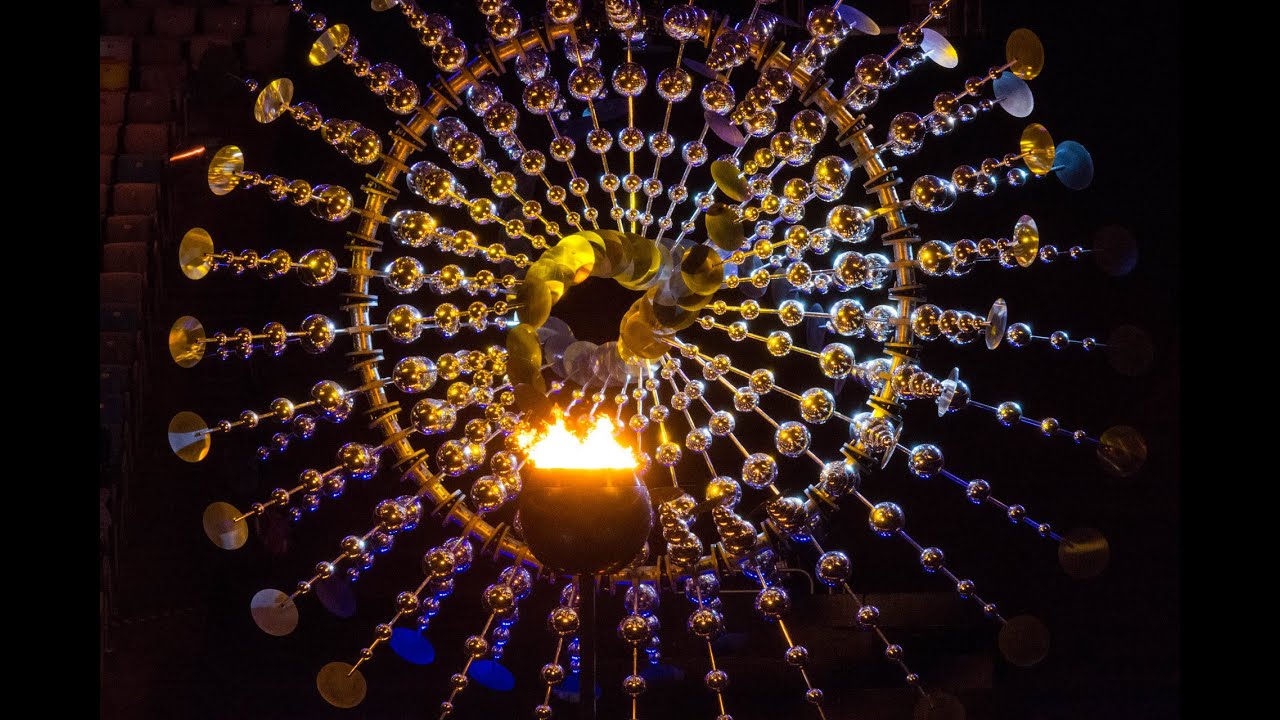 Large Scale Works by Anthony Howe - YouTube