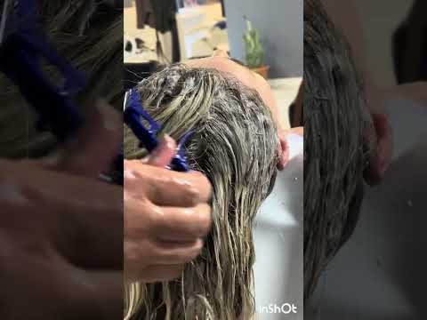 Röfleli saçlar#blonde #hair #hairstyle #music #beauty #beauty #ombrelisaçlar #hairtok #sarikavlogs 