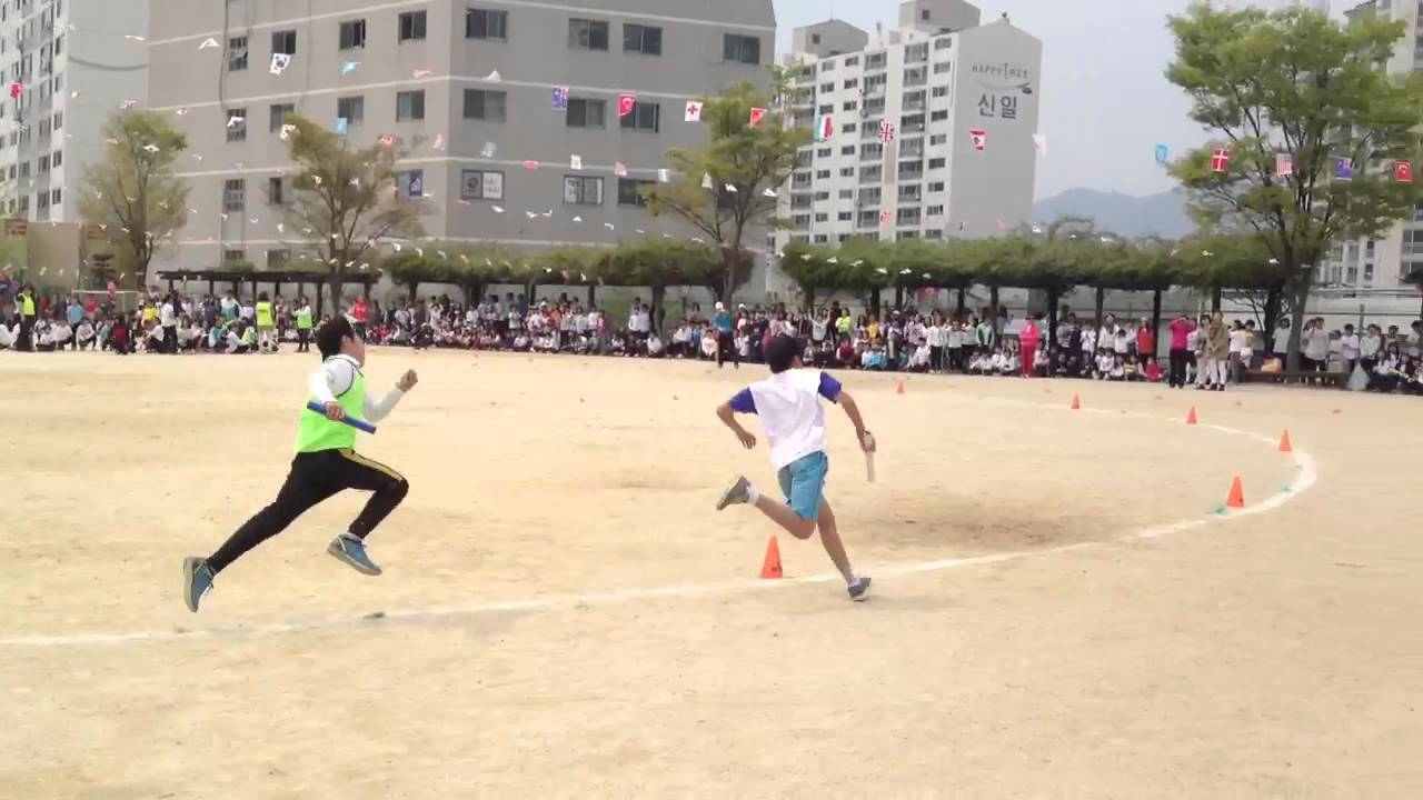 지용이계주 Elementary school Relay - YouTube