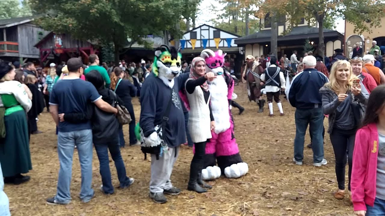 Pearl at the Maryland Renaissance Faire - YouTube