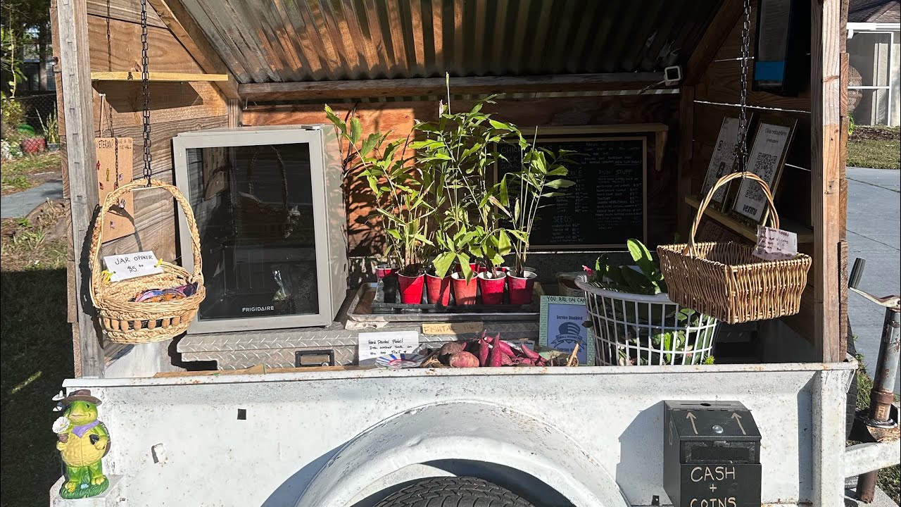 Open the farm stand with me for the day! - YouTube