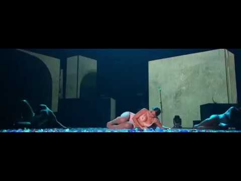 PEITO DE ANITTA APARECE DURANTE PROGRAMA DO MULTISHOW! Pagou peitinho VEJAM