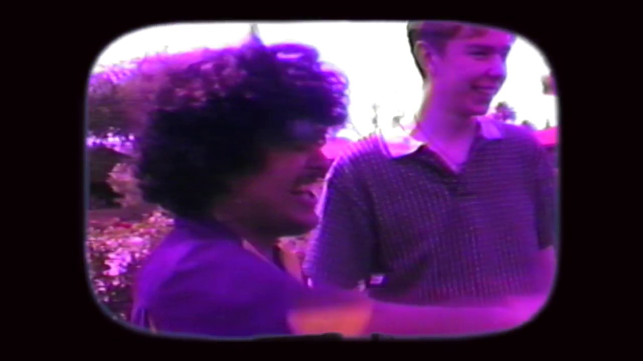 Dovi - Shimmer (Official Music Video) - YouTube