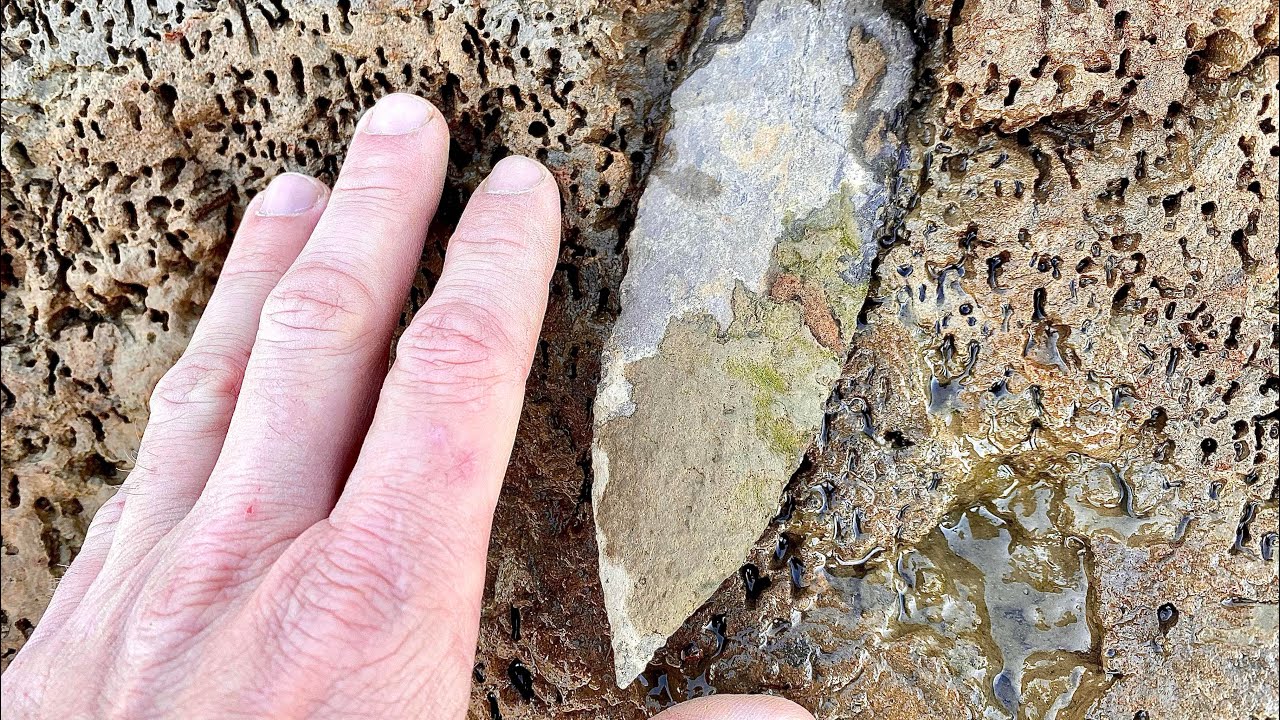 Dover cache part 3: The rare dover sword! (Duck river blade) - YouTube