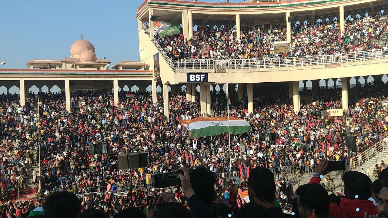 Full video of Attari-Wagah Border Beating Retreat ceremony- 26th ...