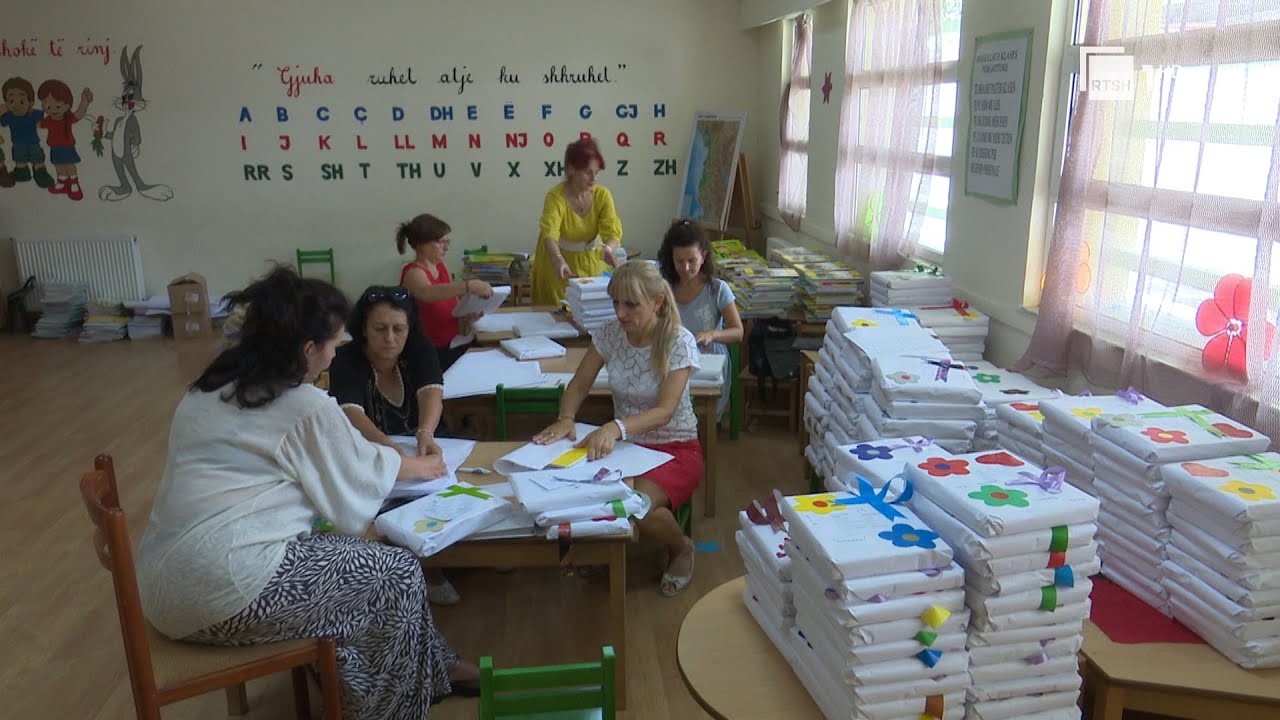 Me 1 shtator nis shpërndarja e librave shkollore, të gjithë nxënësit e ...