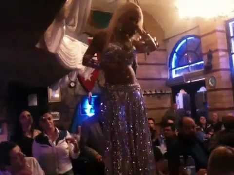 Dansöz Dünya