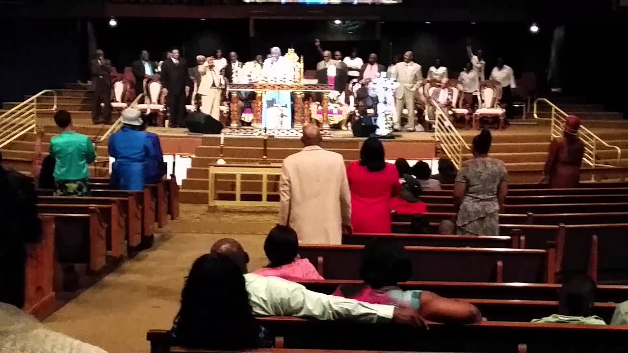 Bishop Q. Mitchell Preaching Jesus - YouTube