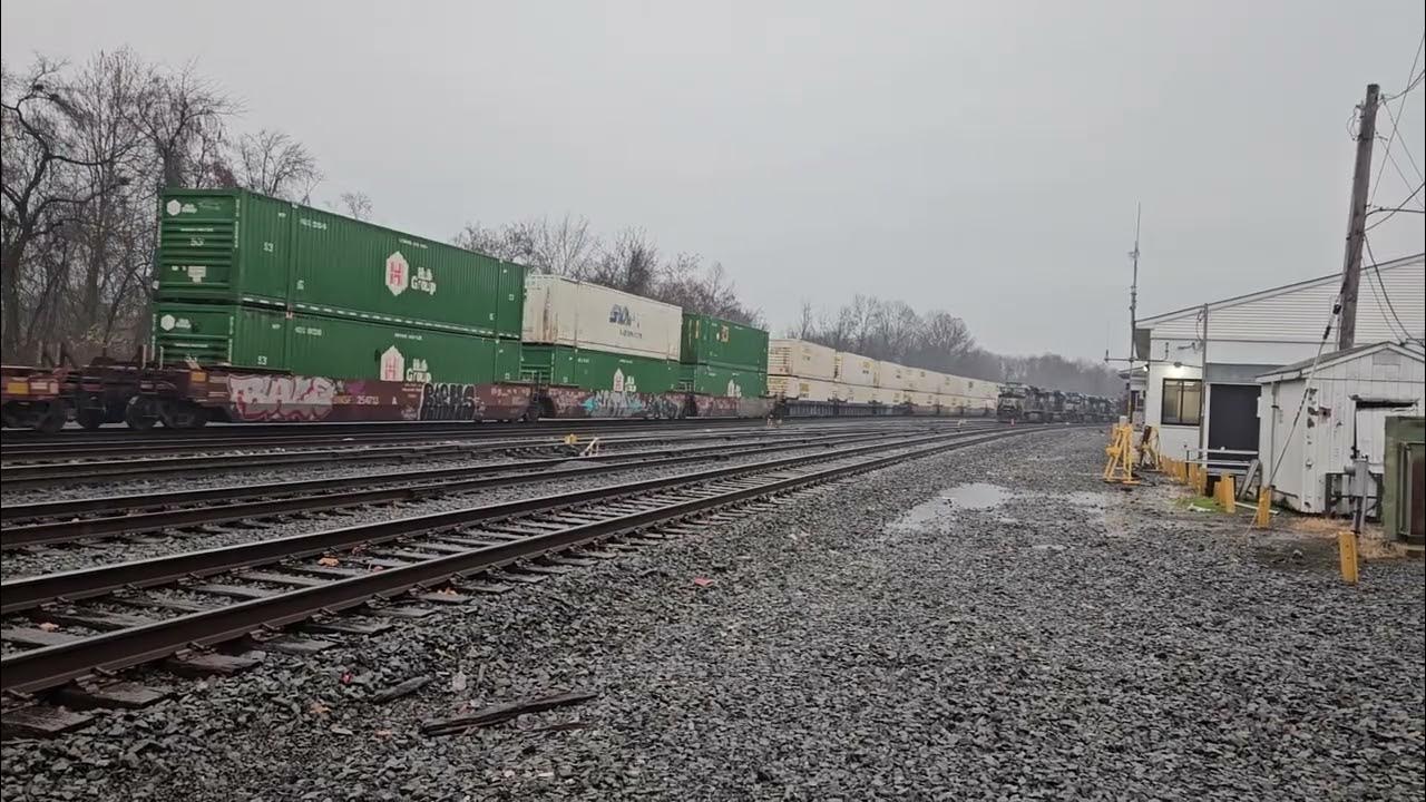 NS 27P picks up speed through Abrams Yard - YouTube
