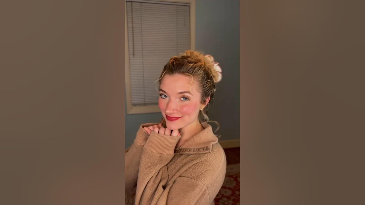 Discovered the cutest scrunchie + bun combo and I’m obsessed🤎 Save to ...