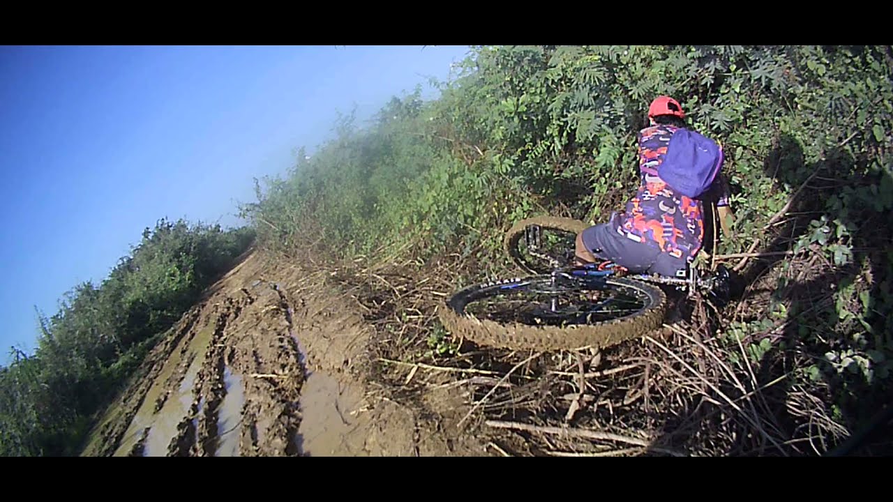 7NG off-road - YouTube