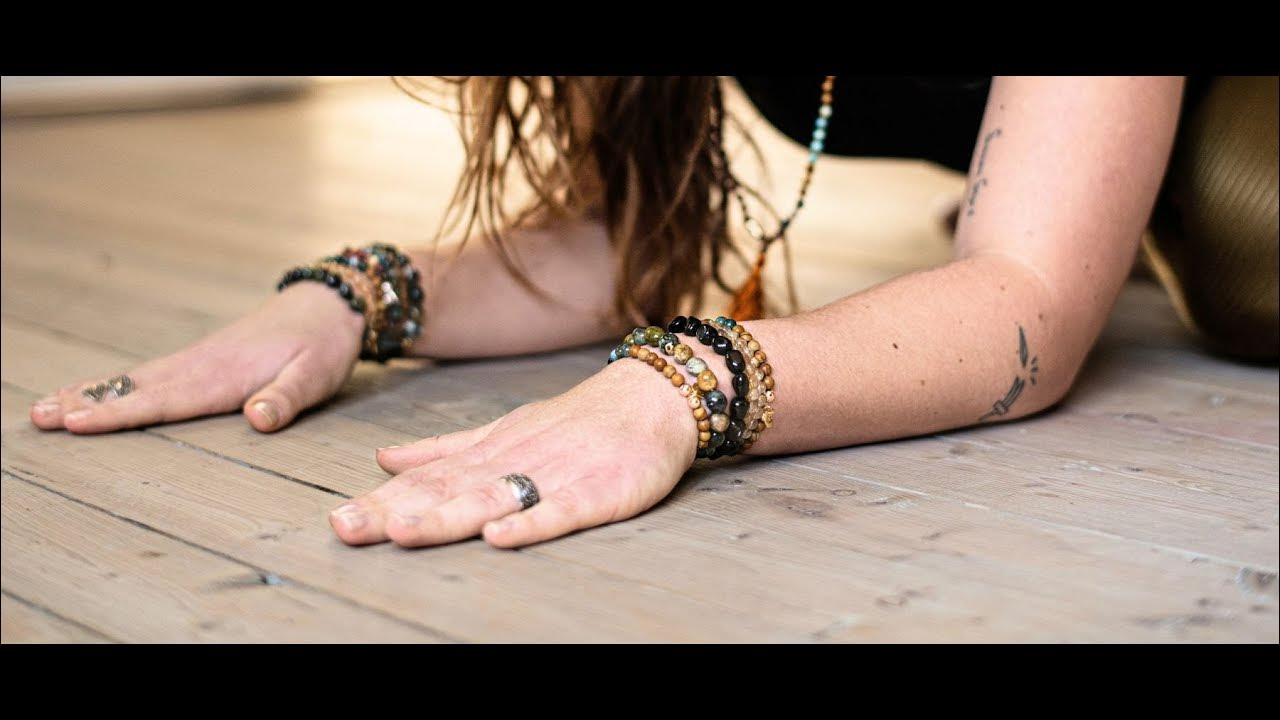 Kristallrummet smycken och kristaller www kristallrummet se butiker i stockholm Västerlånggatan ...