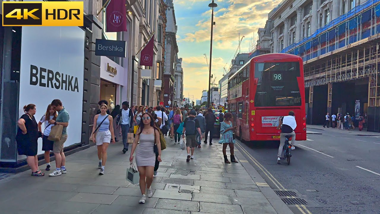 Walking Through London's Day and Night: A Complete Walking Tour of ...