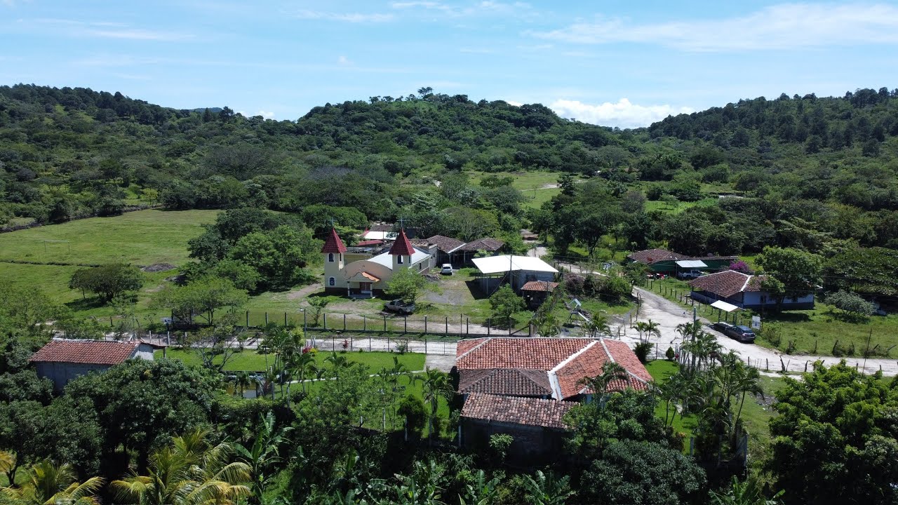 Cantón Lajitas, Poloros, La Union. - YouTube