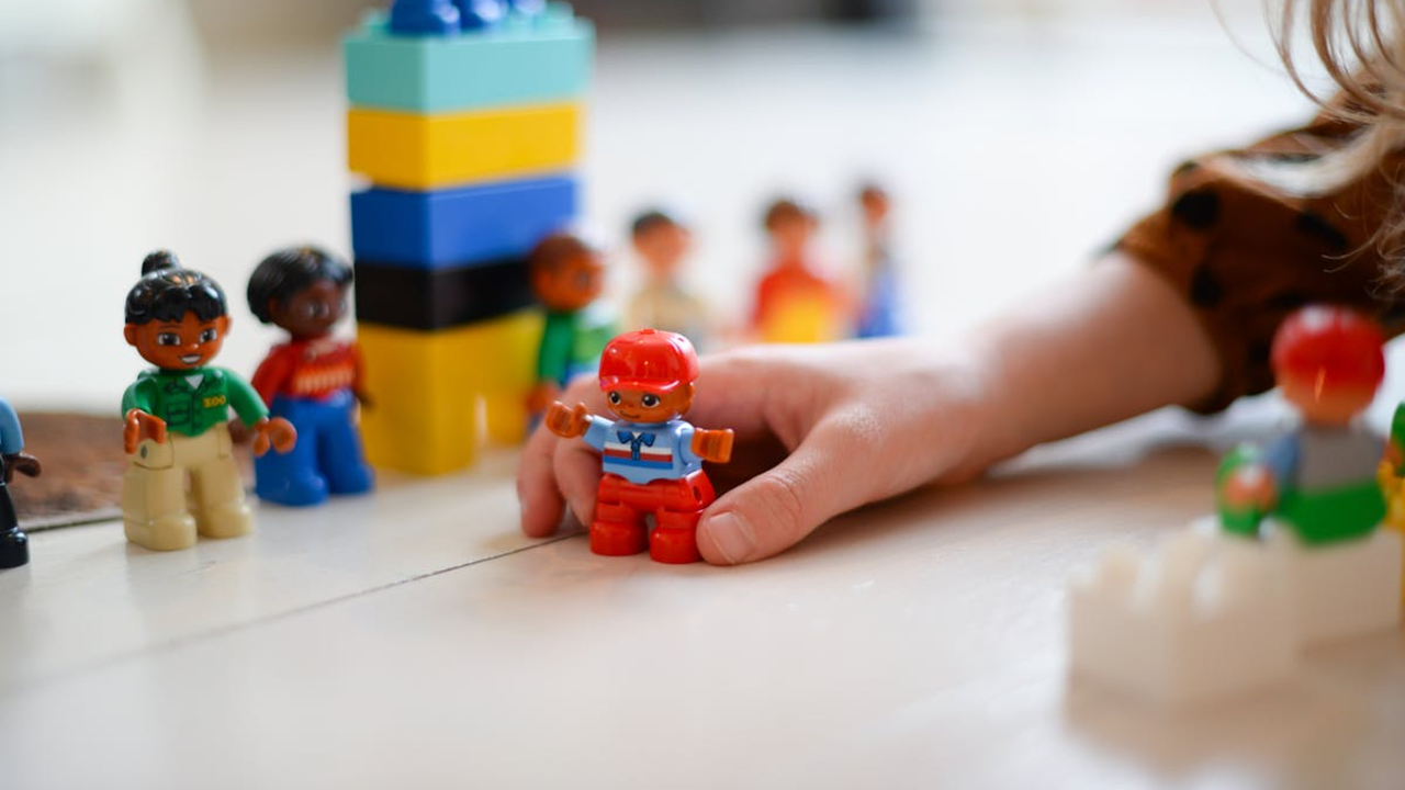 Itsy Bitsy Toy Review Live Stream - YouTube