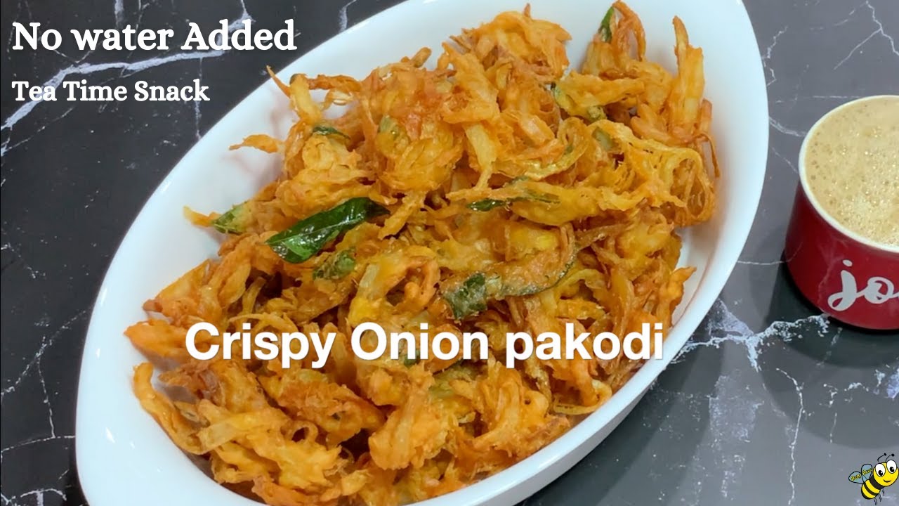 Crispy Onion Pakodi | No water added | Tea time snack - YouTube