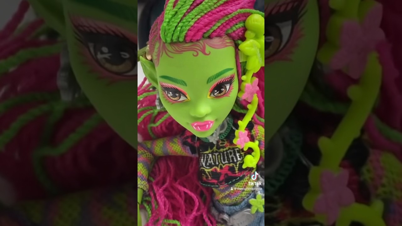 Let’s unbox the new g3 Venus McFlytrap Monster High Doll! - YouTube